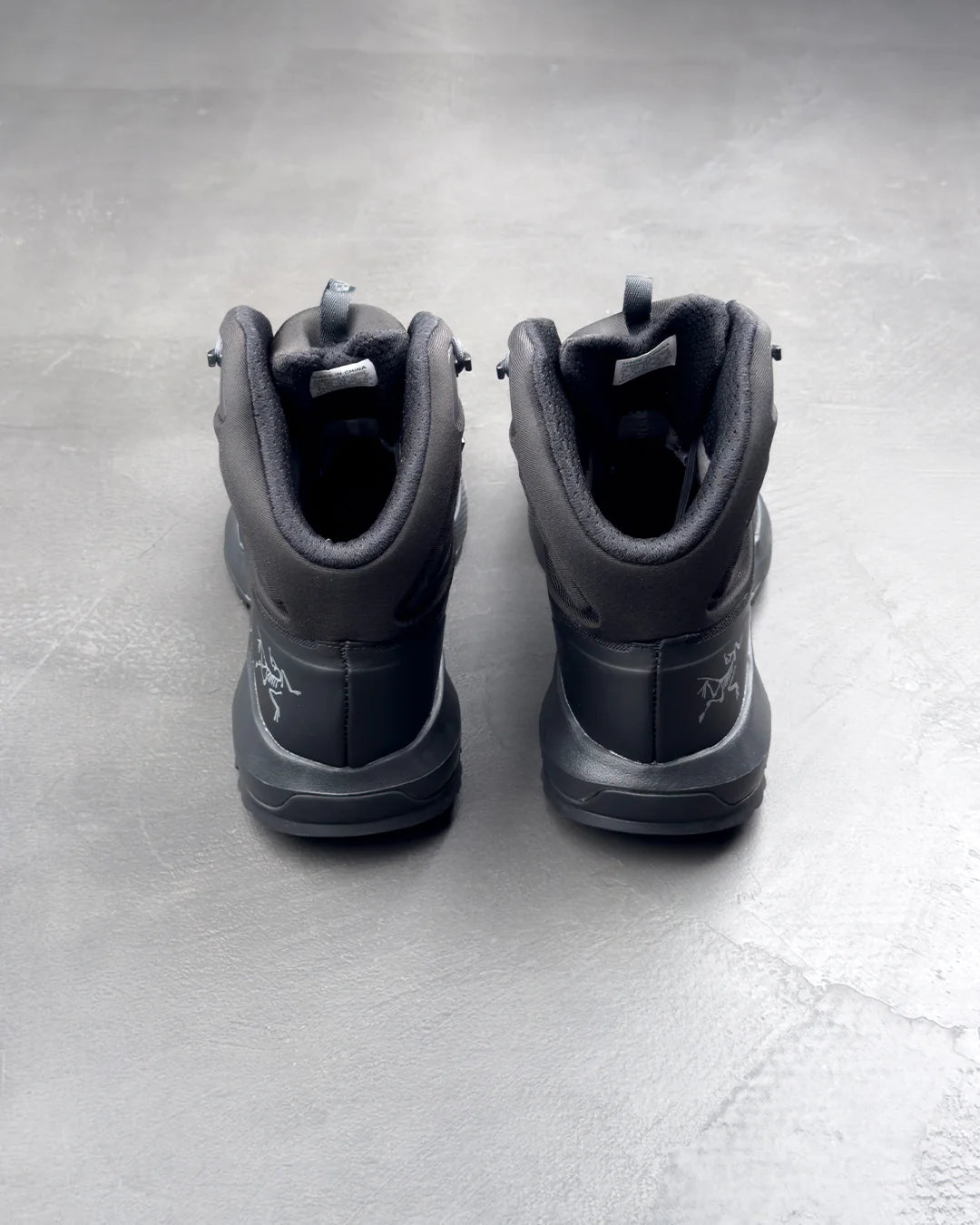 Arc’teryx AERIOS AR MID GTX BOOT Black - UNIFORM STORE